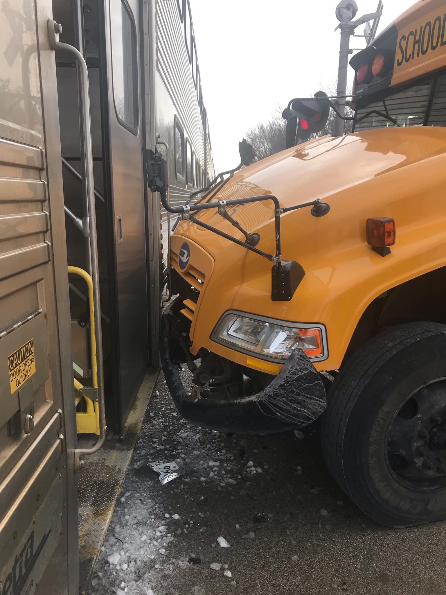 Train hits School Bus in Orland Park, no injuries due to quick action ...